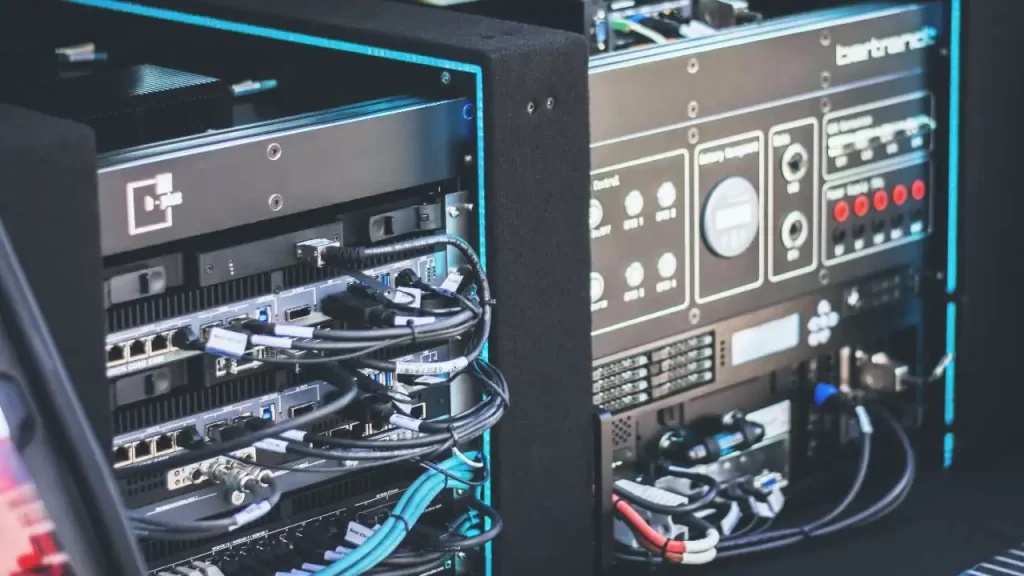 DATALynx ATX4 High Performance In-vehicle Server - Efficient CAN Bus ...